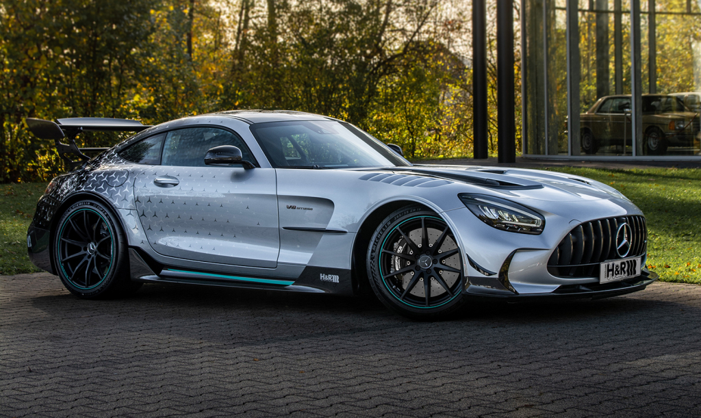Sold out and super rare: AMG Black Series P One Edition - H & R